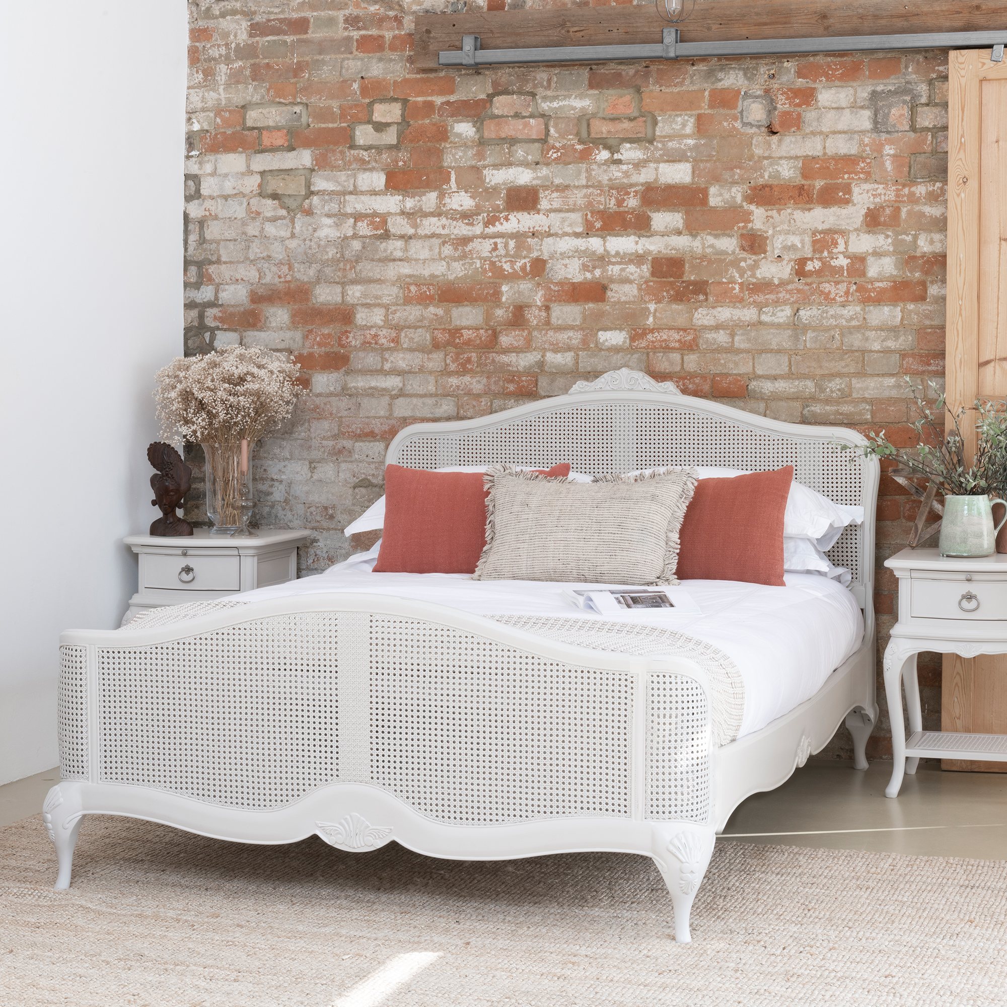 Willis & Gambier Etienne Bedroom King Size High End Bedstead - Aldiss