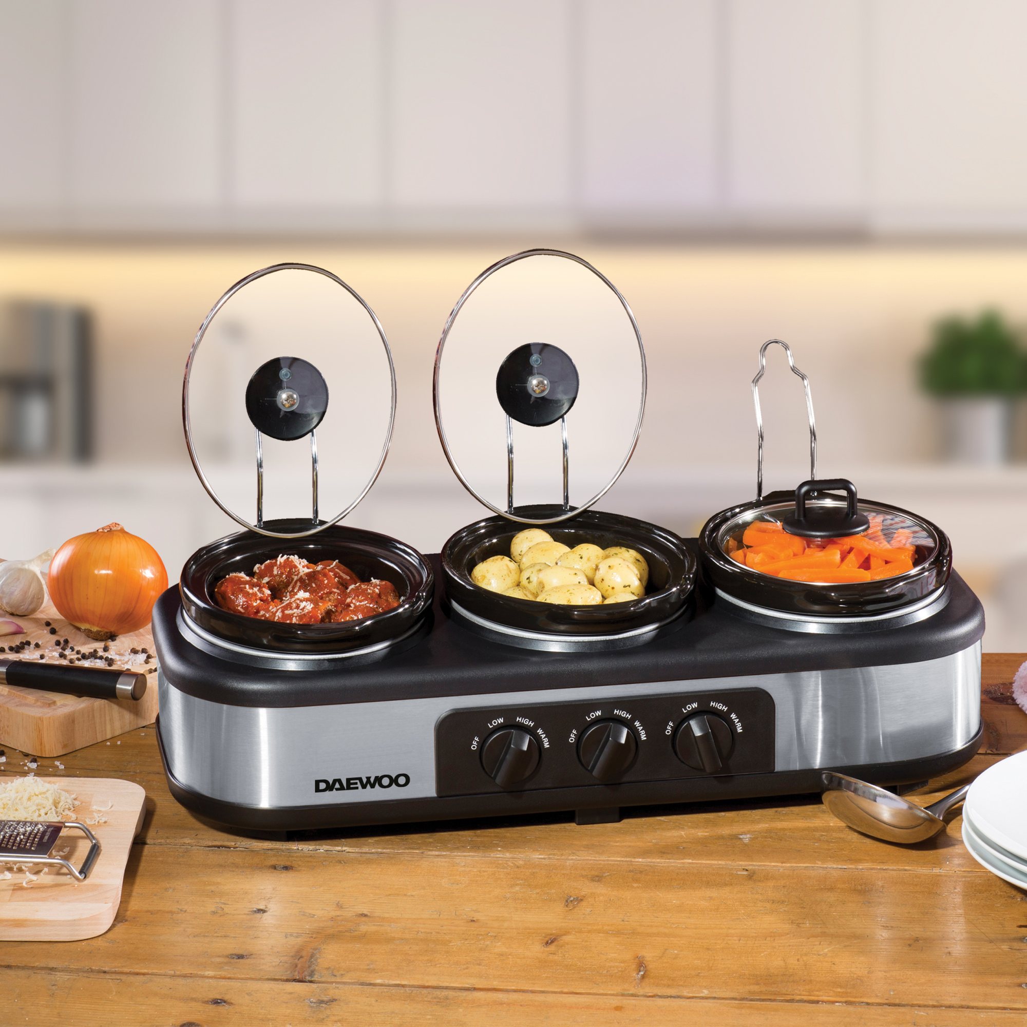 Daewoo Triple Slow Cooker | Aldiss of Norfolk