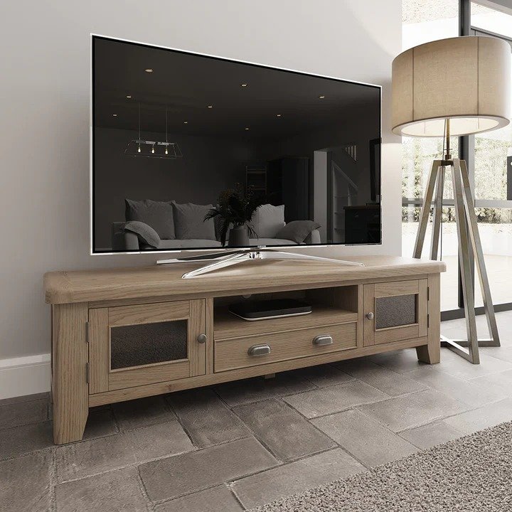 Heritage Extra Large Tv Unit | Aldiss of Norfolk