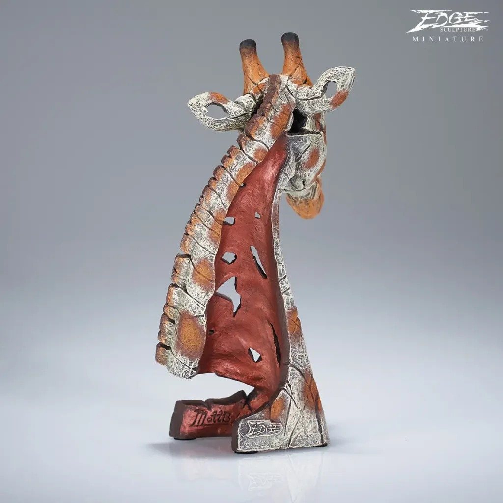 Edge Sculptures - Giraffe Bust | Aldiss of Norfolk