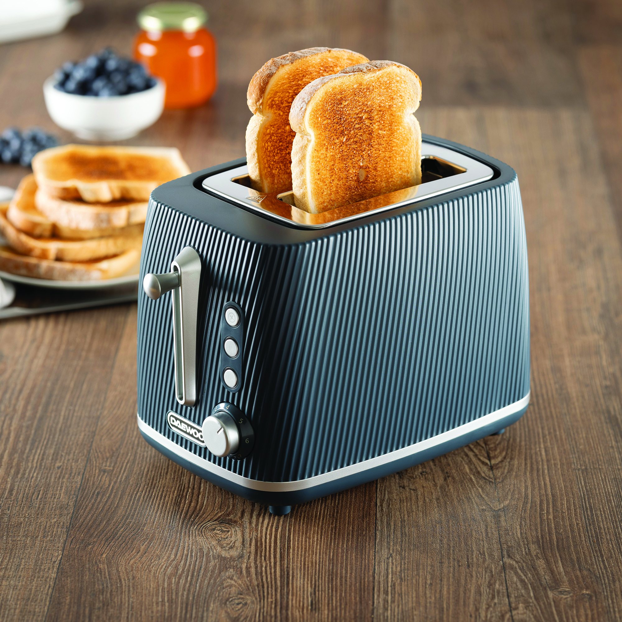 Daewoo Cascade 2 Slice Toaster Navy | Aldiss of Norfolk
