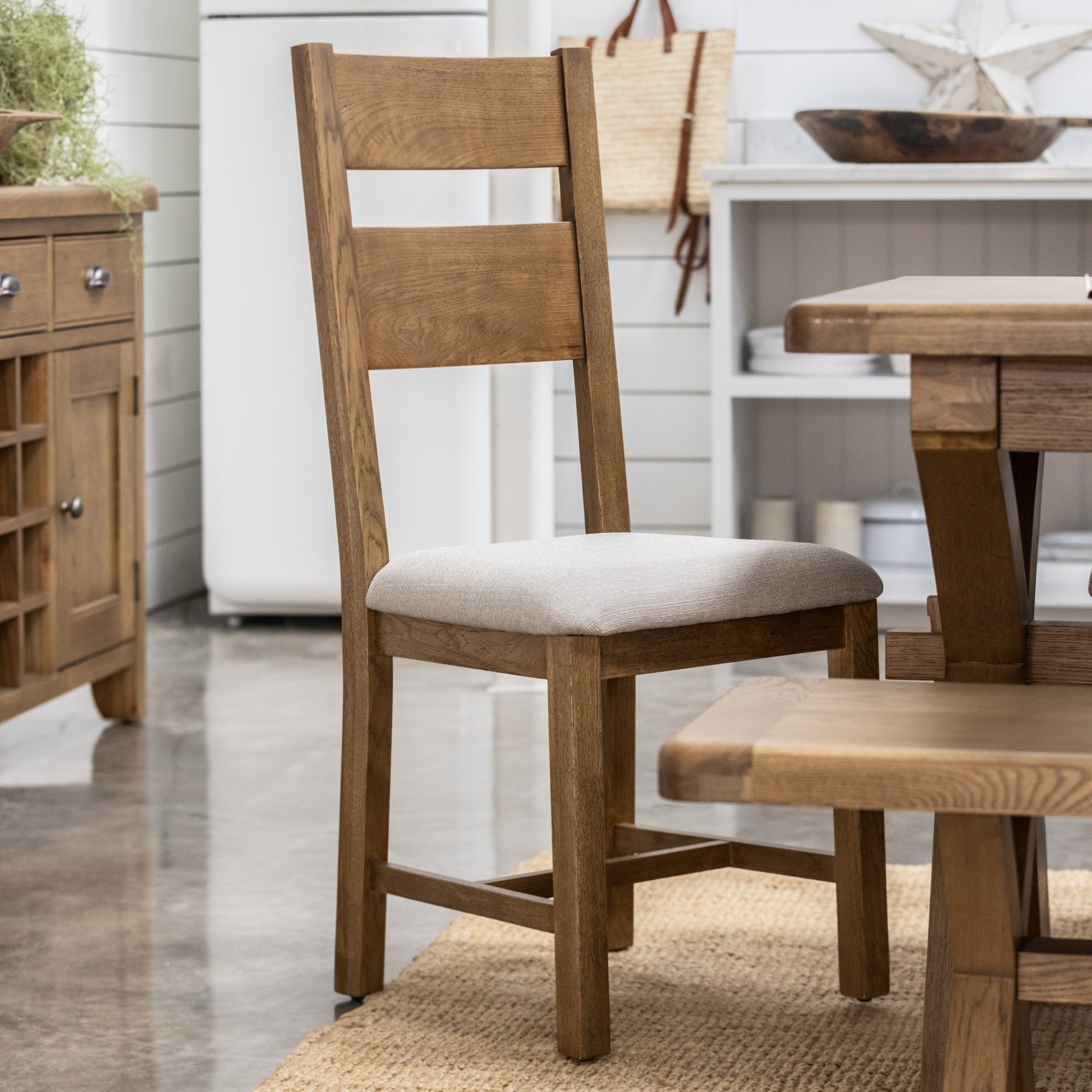 Manor Oak 1.5m Extending Tbl & 6 Ladder Back Chairs | Aldiss