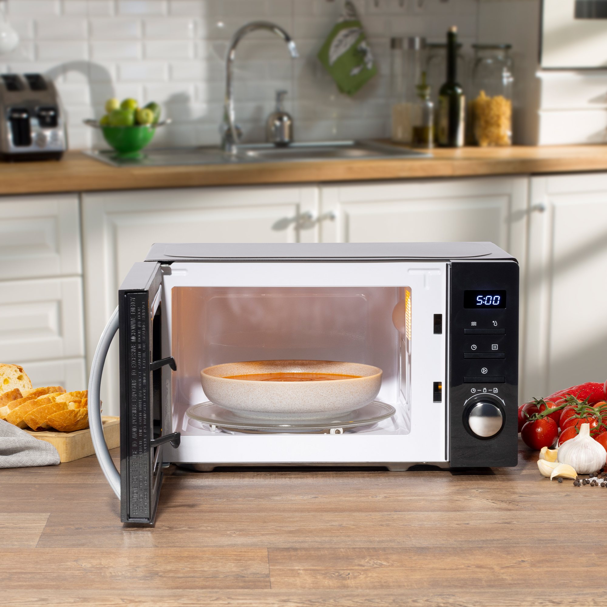 Daewoo 20L Digital Microwave Oven Black | Aldiss of Norfolk